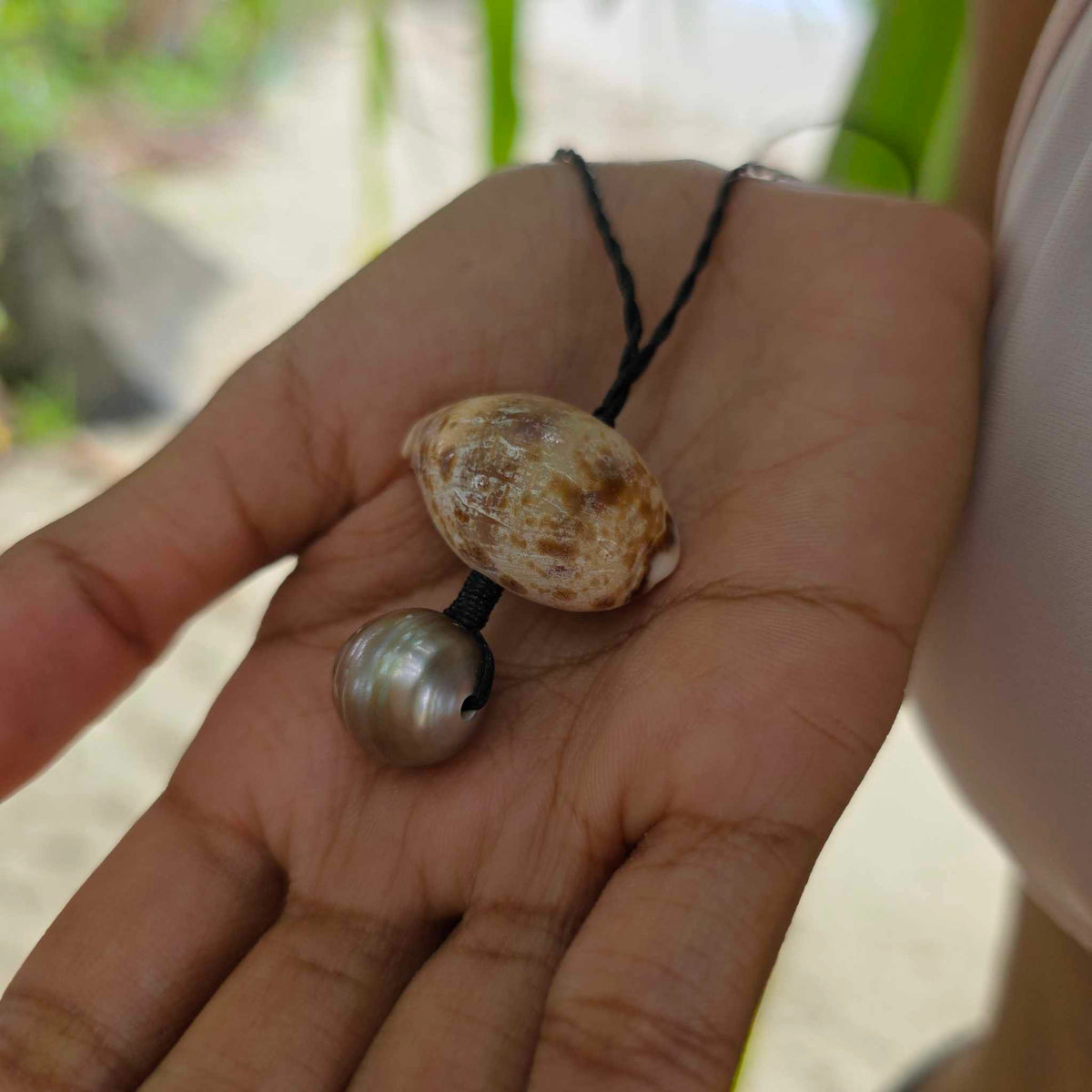 READY TO SHIP Civa Fiji Pearl & Shell Necklace - Nylon FJD$